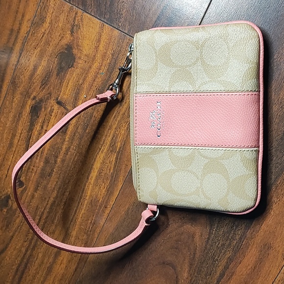 Bags | Coach Wallet With Detachable Strap | Poshmark